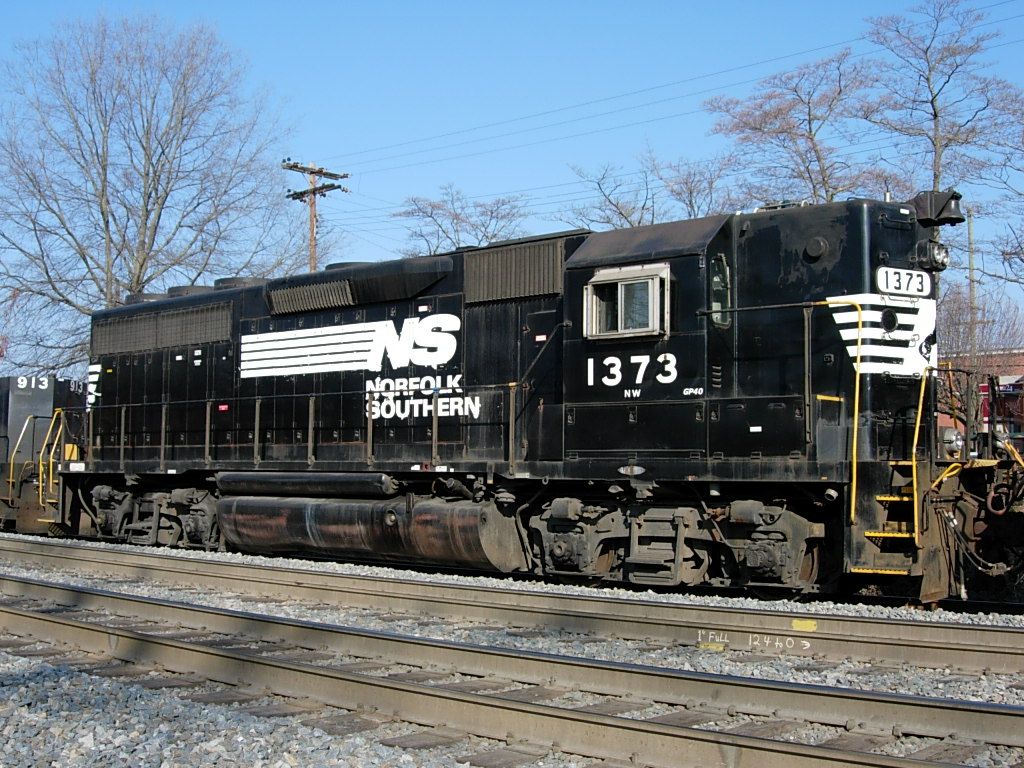 GP40 1373